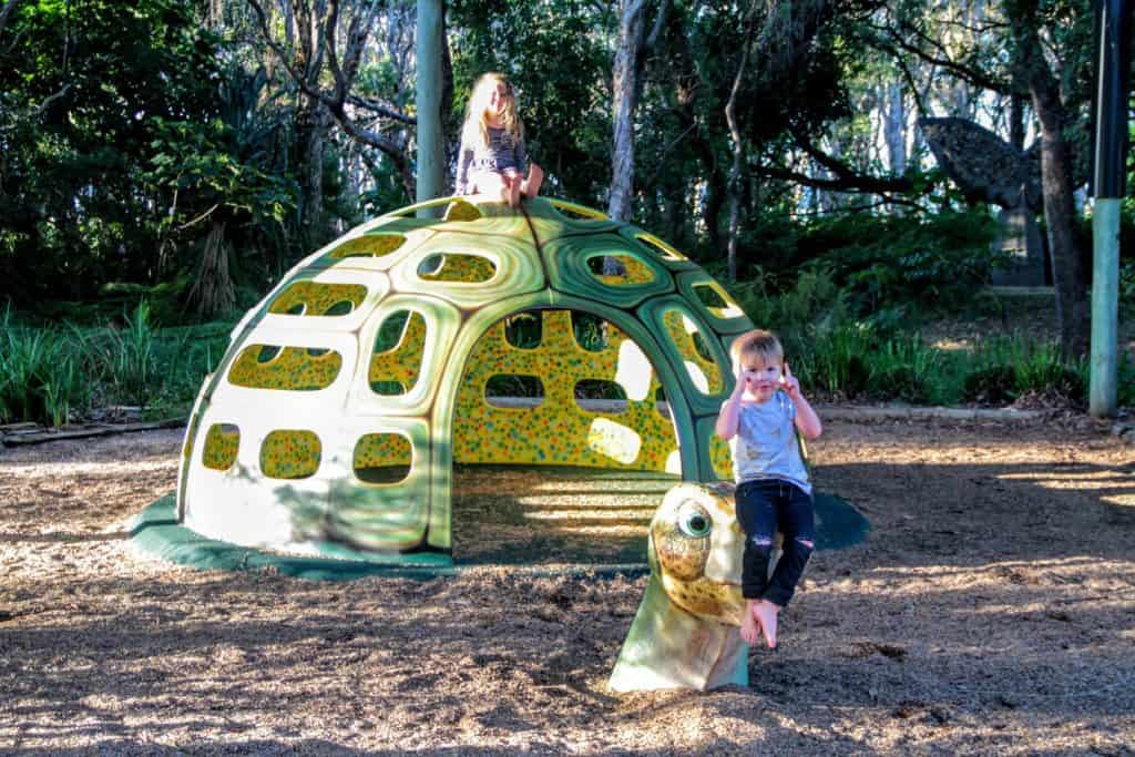 Turtle Cubby Climber – Jungle Play
