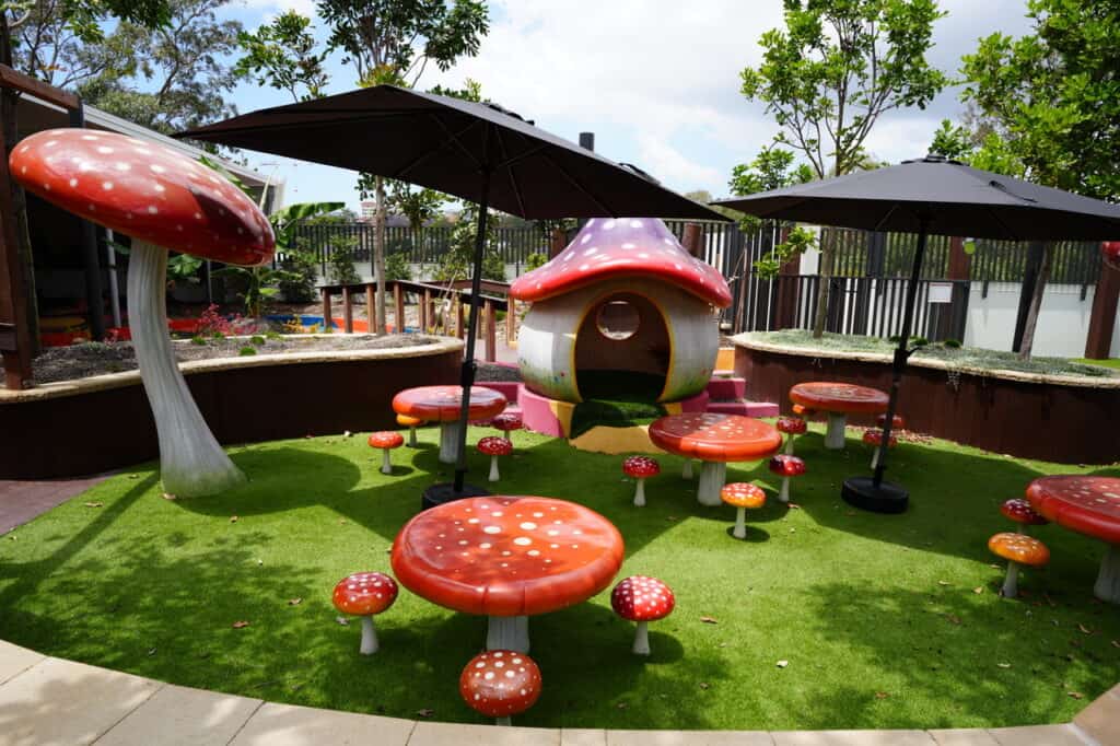 Toadstool Table Set – Jungle Play